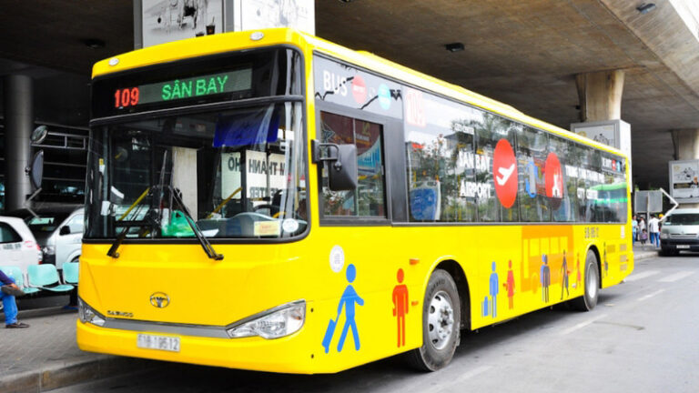 Tan Son Nhat International Airport (SGN) Guide 2025: Terminals, Transit ...